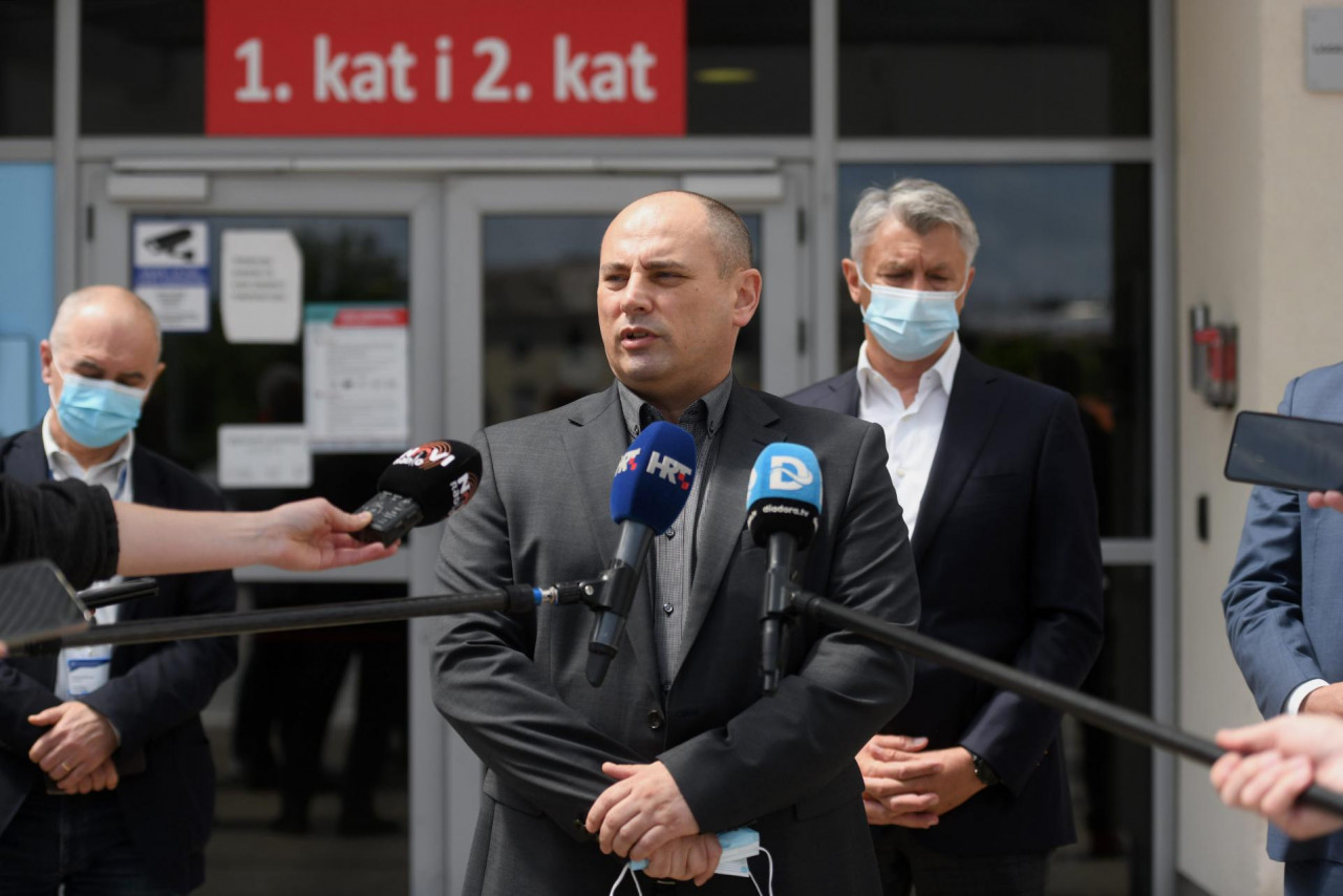 Slobodna Dalmacija - Zavod dobio uređaj za dijagnostiku, bolnica novi ...