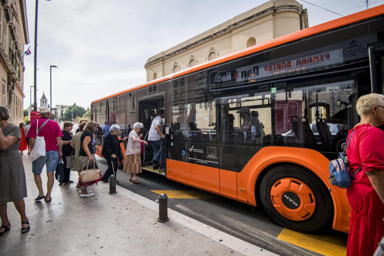 Slobodna Dalmacija - Od utorka možete izraditi pretplatne karte za novi ...