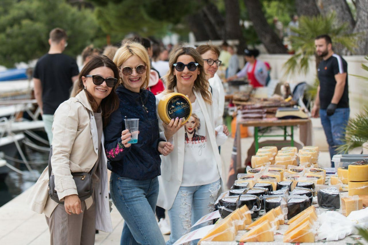Slobodna Dalmacija - Brela food & wine festival održan u Brelima