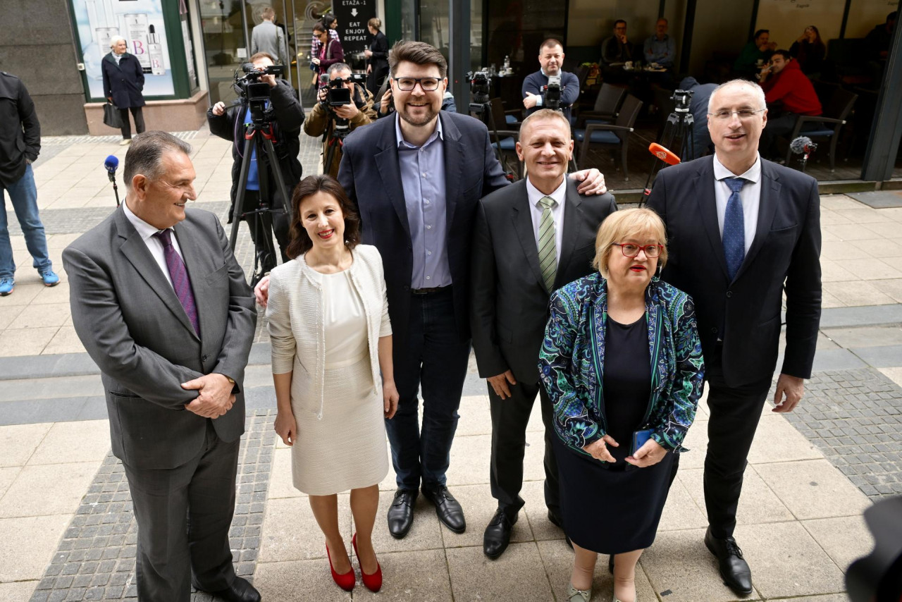 Slobodna Dalmacija - Oporba danas u pet gradova organizira prosvjed ...