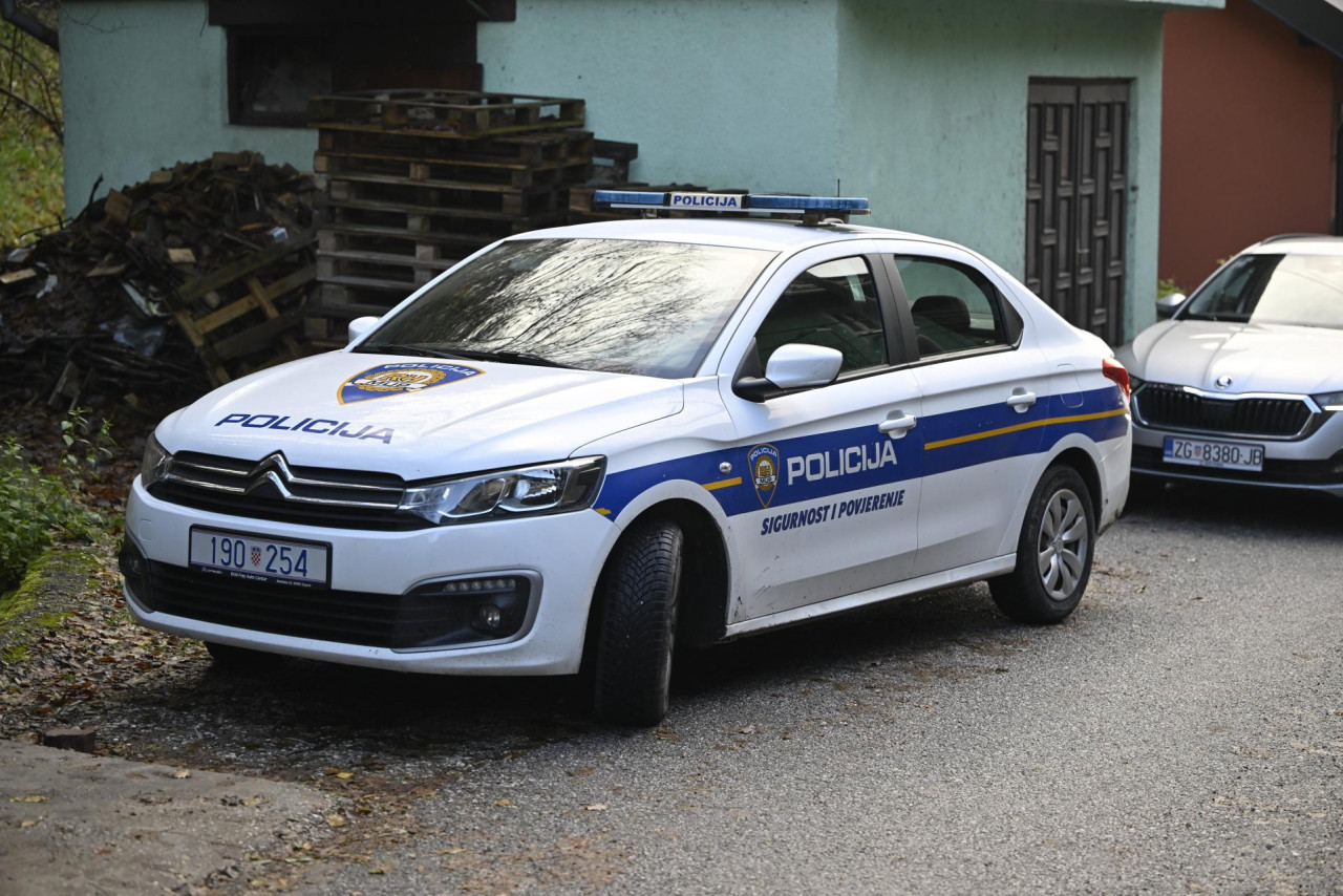 Slobodna Dalmacija - 'Pi**a ti materina, marš!'; policijska znanica ...
