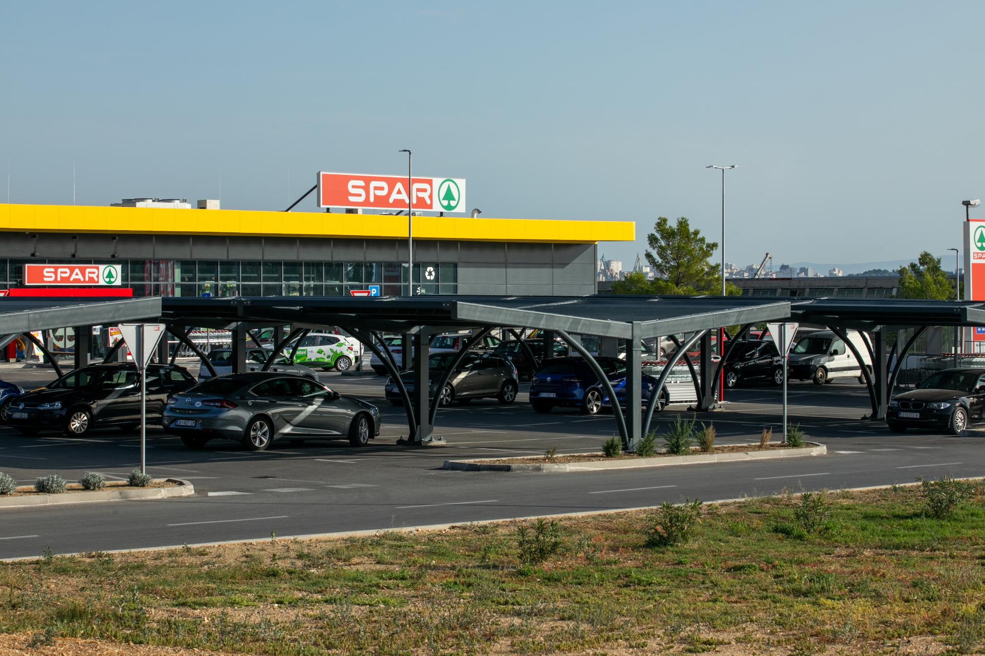 Slobodna Dalmacija - Najbolji šoping doživljaj čeka te u STOP SHOP-u ...